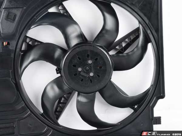 Genuine BMW - 17427617609 - FAN HOUSING WITH FAN (17-42-7-617-609)