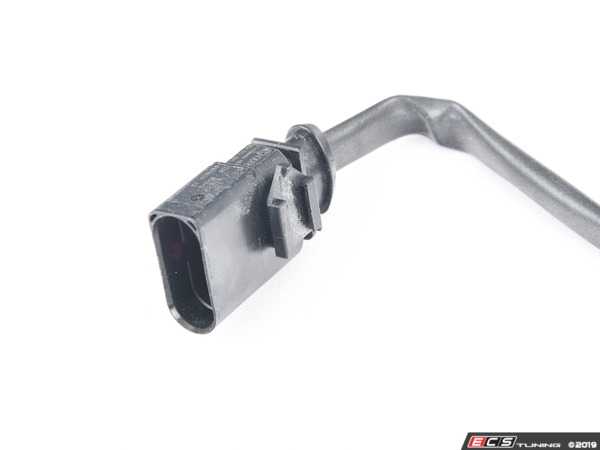 Genuine Volkswagen Audi - 8W0906262G - Rear Oxygen Sensor - Priced Each ...