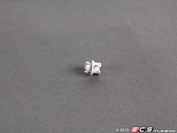 Genuine Volkswagen Audi - 8D0837821 - CLIP (8D0 837 821)