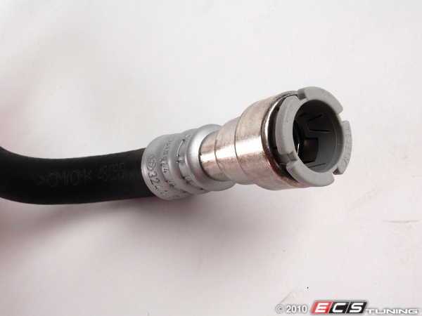 Genuine BMW - 32416781458 - Power Steering Return Hose (32-41-6-781-458)