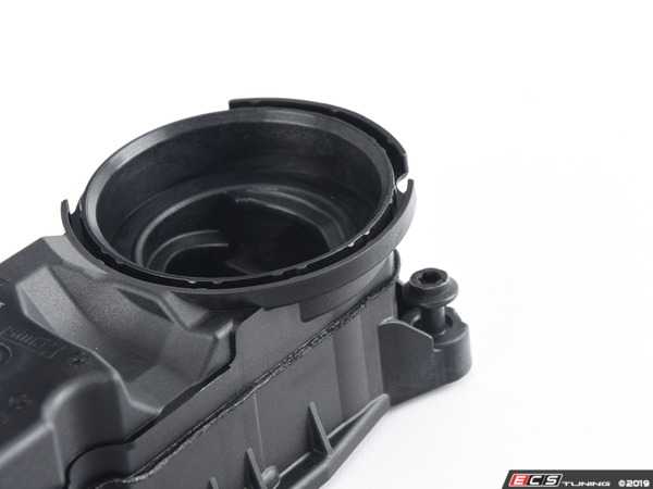 Genuine Volkswagen Audi - 06M103515H - Oil Separator/Pressure Control ...