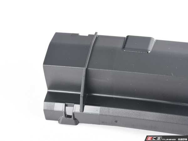 Genuine BMW - 12527622739 - CABLE DUCT, UPPER PART (12-52-7-622-739)