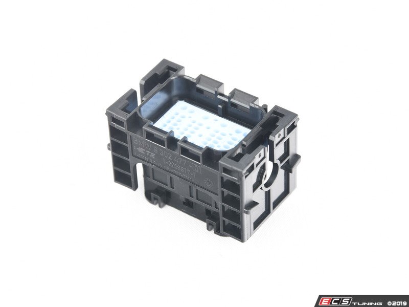 Genuine BMW - 61139318633 - SOCKET HOUSING (61-13-9-318-633)