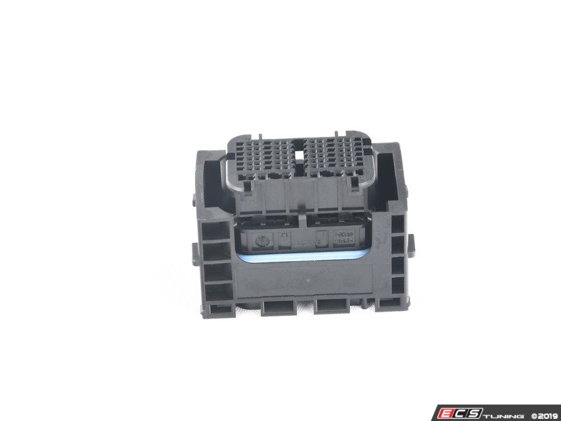 Genuine BMW - 61139318633 - SOCKET HOUSING (61-13-9-318-633)