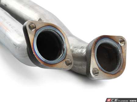 Genuine BMW - 18107504978 - E39 Center Muffler (18-10-7-504-978)