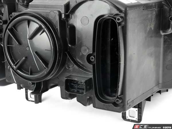 Genuine BMW - 63117401141 - Xenon Headlight - Left (63-11-7-401-141)