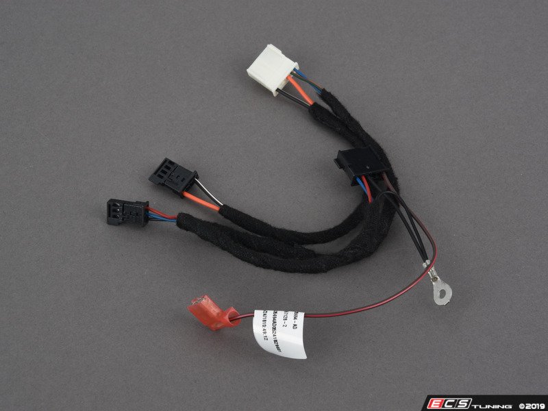 Genuine BMW - 32306798540 - connecting line, steering wheel (32-30-6 ...