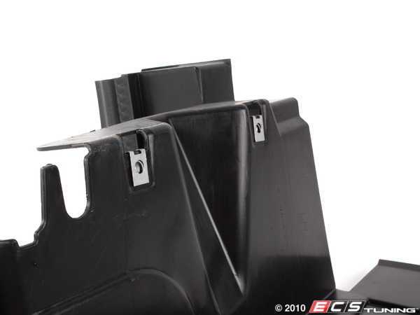 Genuine BMW - 51718046084 - Front Fender Liner - Lower Right (51-71-8 ...