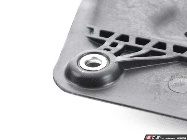 Genuine Volkswagen Audi - 3Q0825902B - Skid Plate (3Q0 825 902 B)