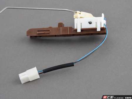 Genuine Volkswagen Audi - 4B0919673AN - Fuel Level Sender - Right Front ...