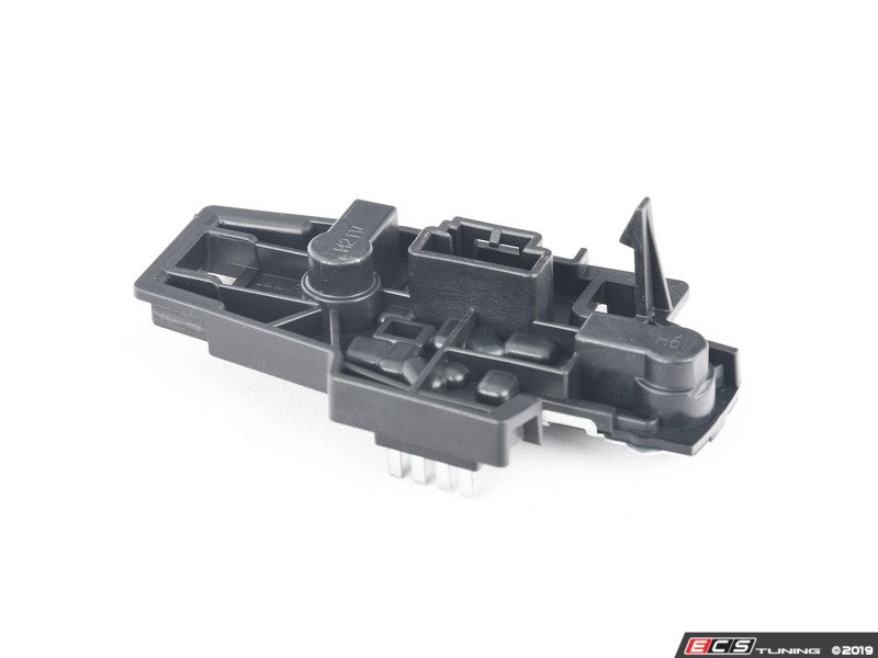 Genuine Volkswagen Audi - 8V5945257D - BULBHOLDER (8V5 945 257 D)