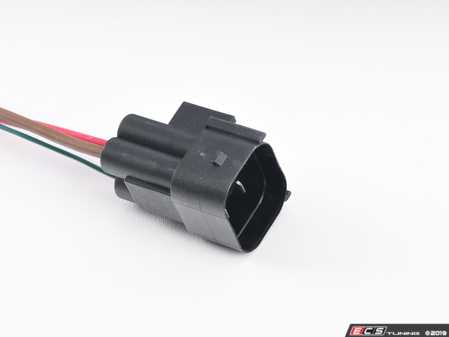 URO - 64546988913 - E46 Auxiliary Pusher Fan Assembly - With Frame