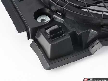 URO - 64546988913 - E46 Auxiliary Pusher Fan Assembly - With Frame