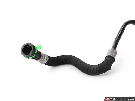Genuine BMW - 17227577644 - Oil Cooling Pipe Outlet (17-22-7-577-644)