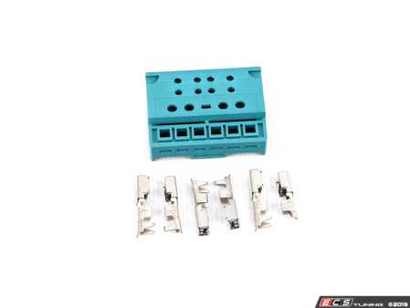 URO - 61136984758 - Taillight Socket - Priced Each