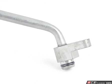 Genuine BMW - 17227619208 - Oil Cooling Pipe Outlet (17-22-7-619-208)