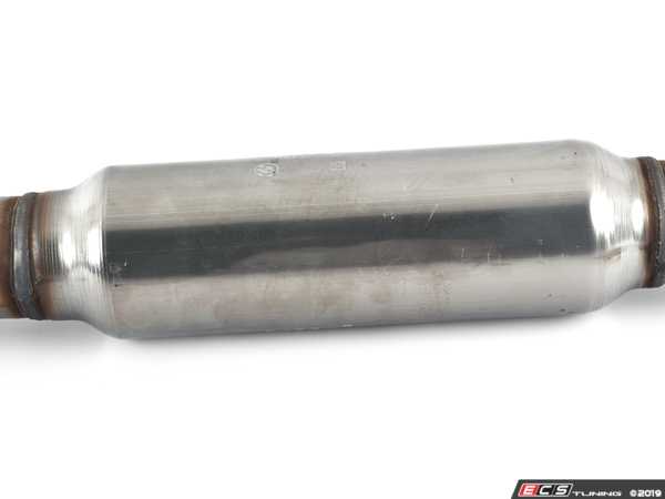 Genuine BMW - 18307646996 - Center Muffler (18-30-7-646-996)