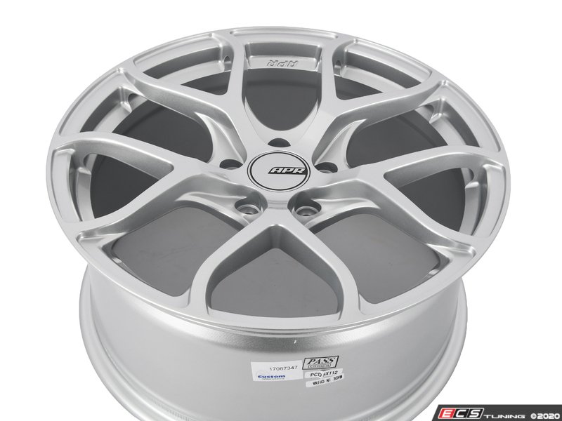 APR - whl00015KT - 18" A01 Flow Formed Wheels - Set Of Four