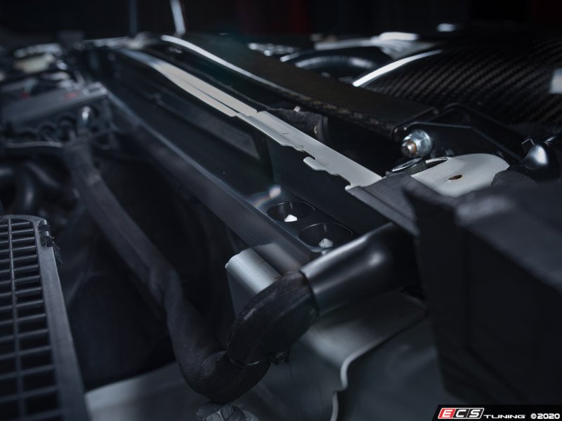 ECS - 028501ecs01KT - Audi B8 Billet Aluminum Front Strut Tower ...