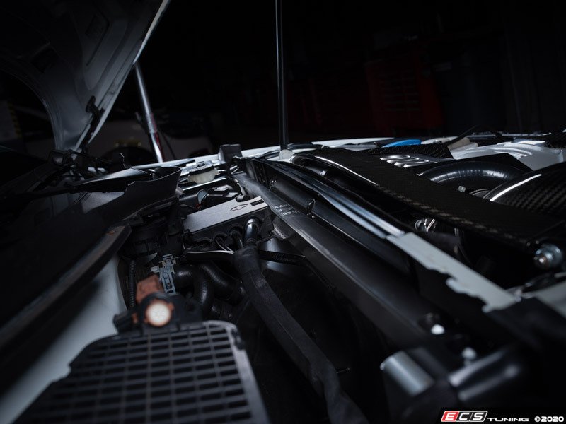 ECS - 028501ecs01KT - Audi B8 Billet Aluminum Front Strut Tower ...