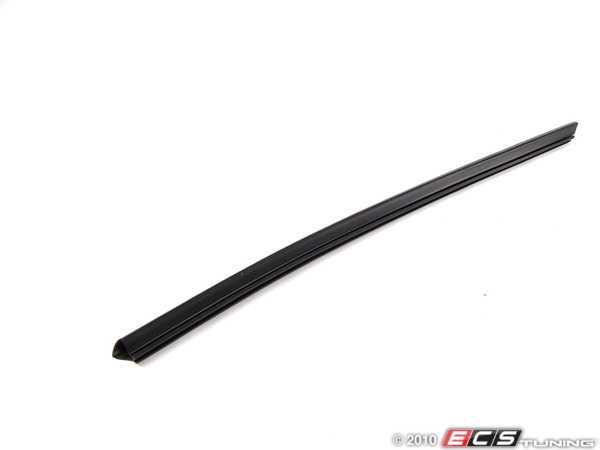 Genuine BMW - 51367740105 - Rear quarter window seal - left (51-36-7 ...