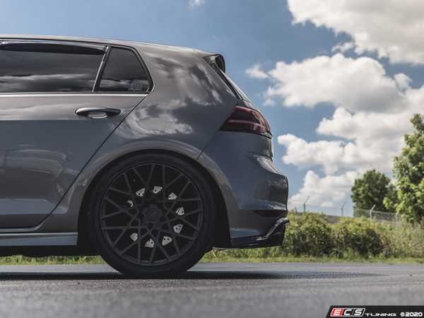 ECS - 024758ecs01KT - MK7 Golf R Carbon Fiber Rear Diffuser