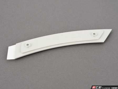 Genuine BMW - 63147162313 - Front Bumper Reflector - Left (63-14-7-162-313)