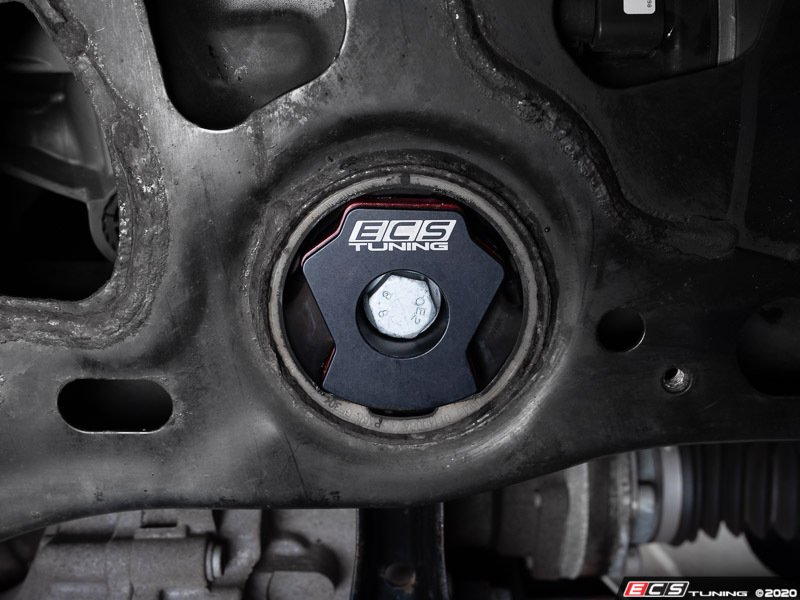 ECS - 010935ECS07KT2 - MQB Billet / Polyurethane Dogbone Mount Bushing ...