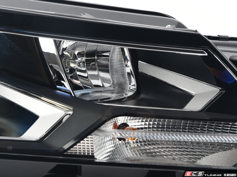 Genuine Volkswagen Audi - 561941006F - Headlight - Right (561 941 006 F)