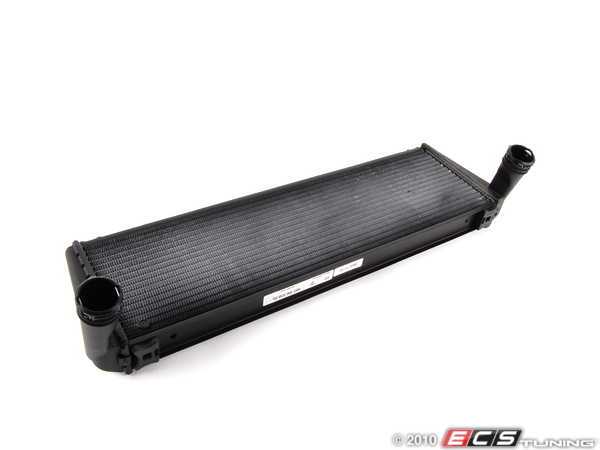 Genuine Porsche - 99710603804 - Center Mounted Front Radiator