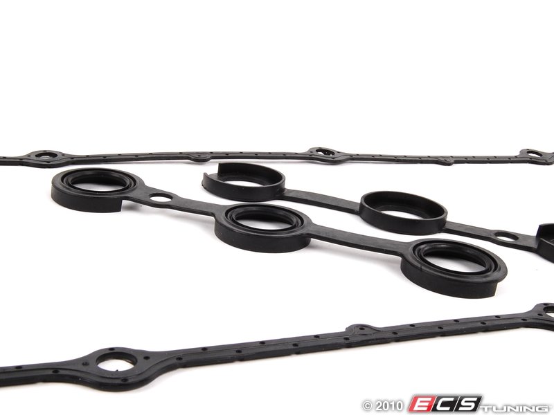 ECS News - BMW E36 M3 S50 Valve Cover Repair