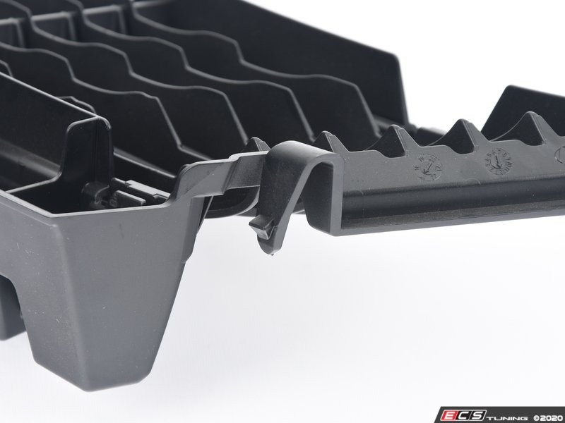 Genuine BMW - 51117304057 - F06 Grill - Air Intake - Center (51-11-7 ...