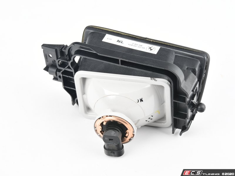 Genuine BMW - 63178360946 - Fog Light - Right (63-17-8-360-946)