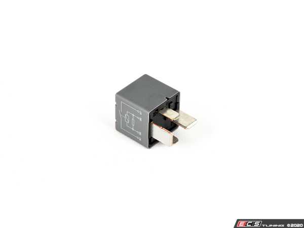 Genuine Mercedes Benz - 0009828127 - RELAY