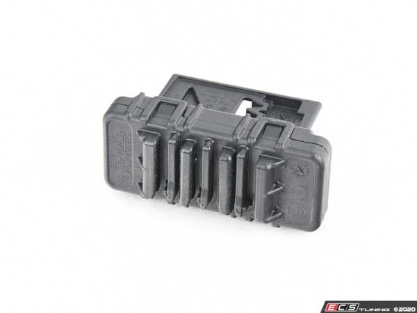 Genuine BMW - 61136807396 - BUS INTERFACE 7X (61-13-6-807-396)