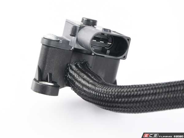 Genuine BMW - 11617836997 - Vacuum Pipe (11-61-7-836-997)