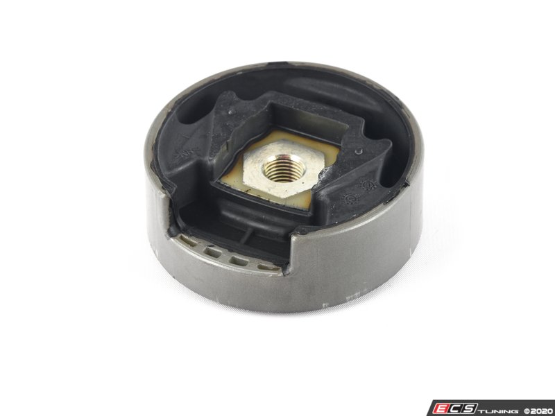 Hamburg Tech - 1K0199868Q - Dogbone Subframe Mount - Upper