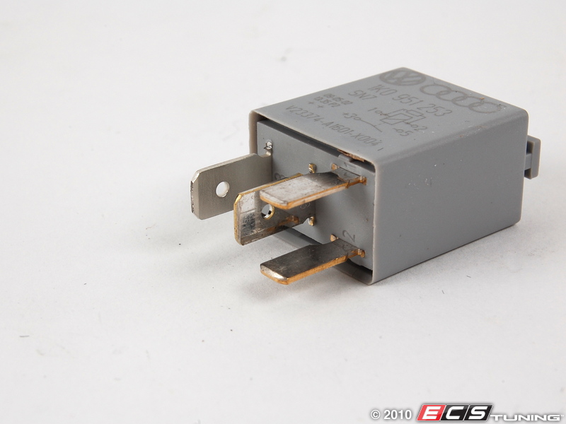 Genuine Volkswagen Audi - 1k0951253 - Relay - 449 (1k0 951 253)