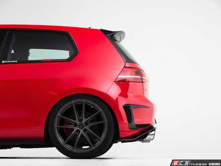 ECS - 029353ECS01-01KT - MK7 GTI Gloss Black Rear Diffuser
