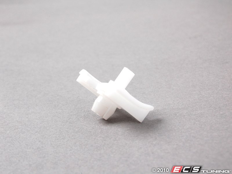 Genuine BMW - 51131908689 - 7-CLIP (51-13-1-908-689)