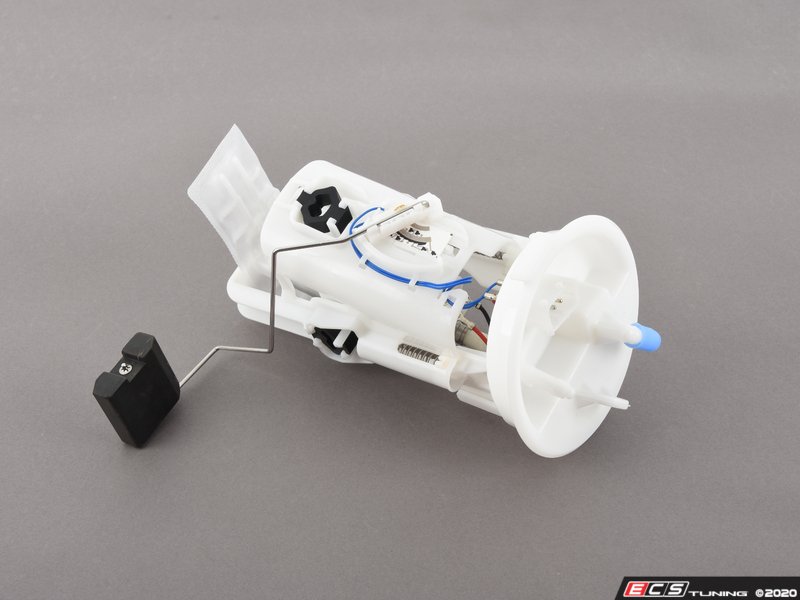 Assembled By ECS - 16116768788KT - Fuel pump and level sensor kit