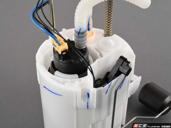 Genuine BMW - 16117243972 - Low Pressure Fuel Filter/Pump Assembly (16 ...