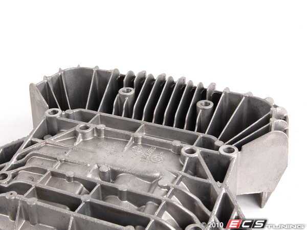 Genuine BMW - 33112282482 - Differential Cover - With Rear Bushings (33 ...