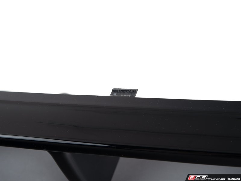 ECS - 027992ecs01KT - MK7.5 Golf R Gloss Black Rear Diffuser