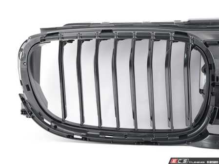 Genuine BMW - 51138091760 - Air Flaps - Upper - M (51-13-8-091-760)