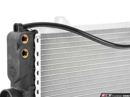 Genuine BMW - 17111709336 - Radiator (17-11-1-709-336)