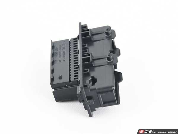 Genuine BMW - 61139221022 - PIN TERMINAL (61-13-9-221-022)