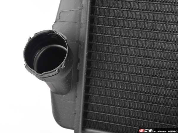 Genuine Porsche - 99610613272 - Radiator
