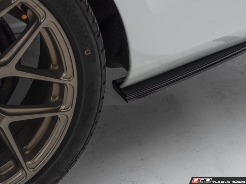 Ecs 007170la02 01kt Mk6 Jetta Facelift Rear Diffuser With Side
