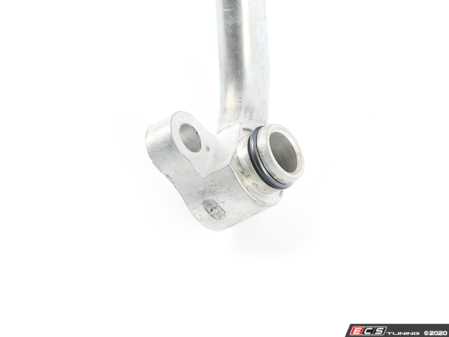 Genuine BMW - 17227589516 - Oil Cooling Pipe Outlet (17-22-7-589-516)